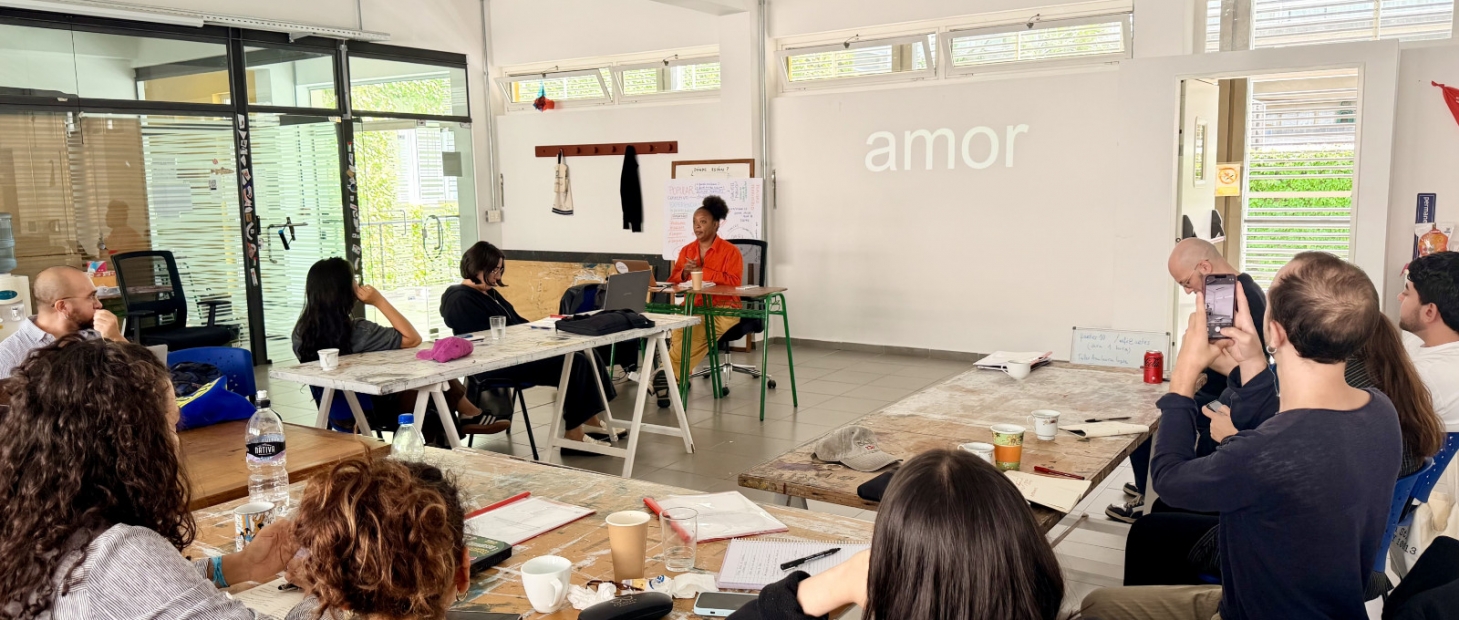 ¿Hacia dónde va la curaduría? Un relato del Intensivo Curatorial en ...